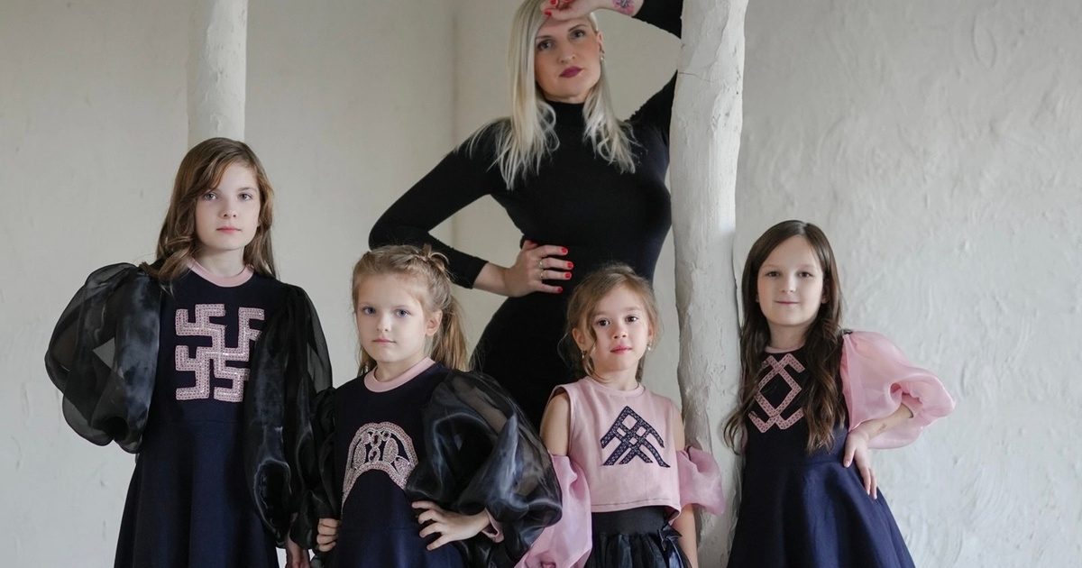 Children Models in Russia