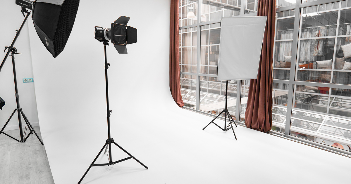 PURE PHOTO STUDIO Аренда фотостудии с циклорамой в Москве. Фотограф в ...