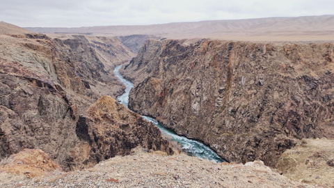 Melon Travel в Алматы: экскурсии и джип туры в Чарынский каньон, озера ...