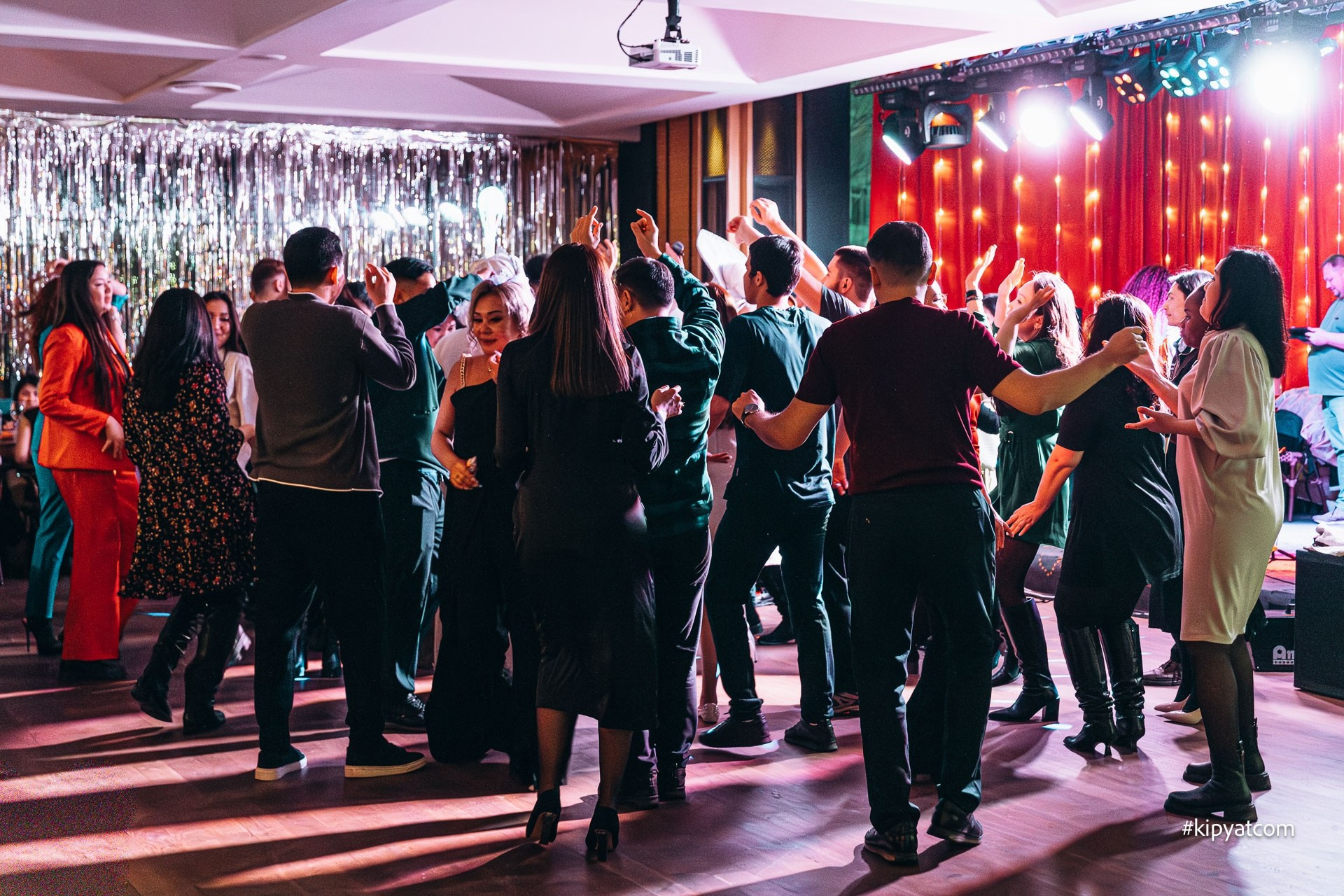 Hungry Rabbit. Астана Кипятком